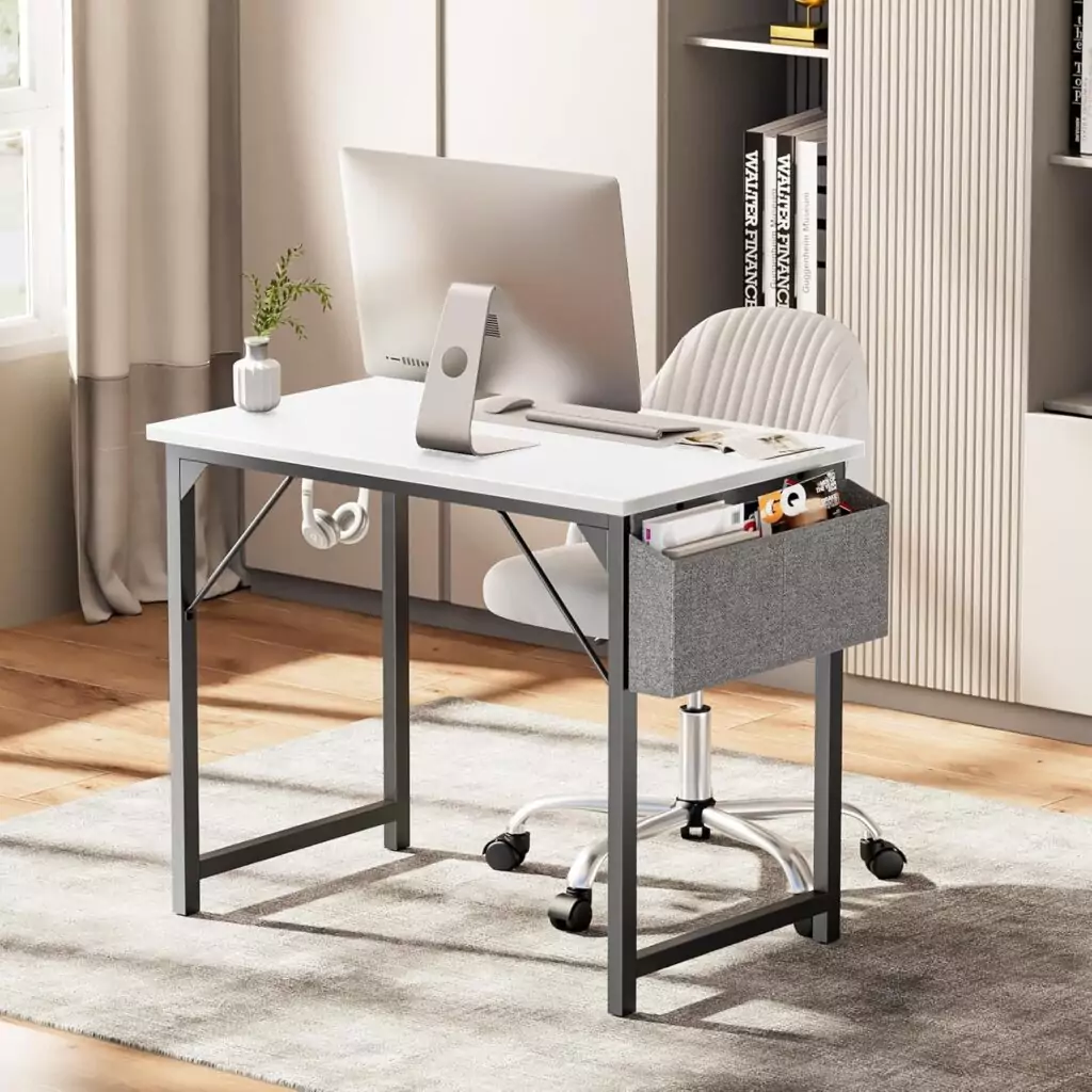 Sweetcrispy 32" (81cm) Desk - Compact and Stylish Workspace